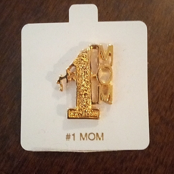 Jewelry | 1 Mom Pin | Poshmark